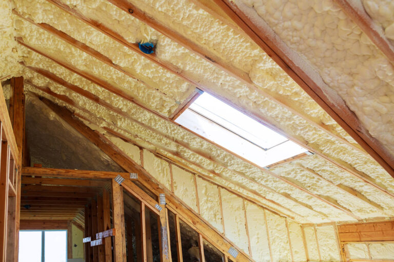 Bat Fiberglass Insulation: Minimize Waste, Increase Energy Efficiency ...